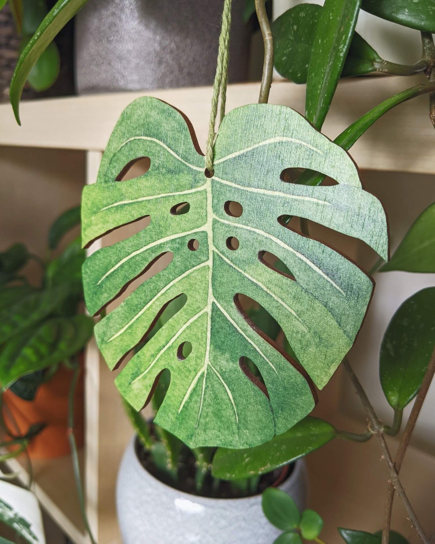 Monstera Deliciosa Wooden Decoration – Katrina Sophia